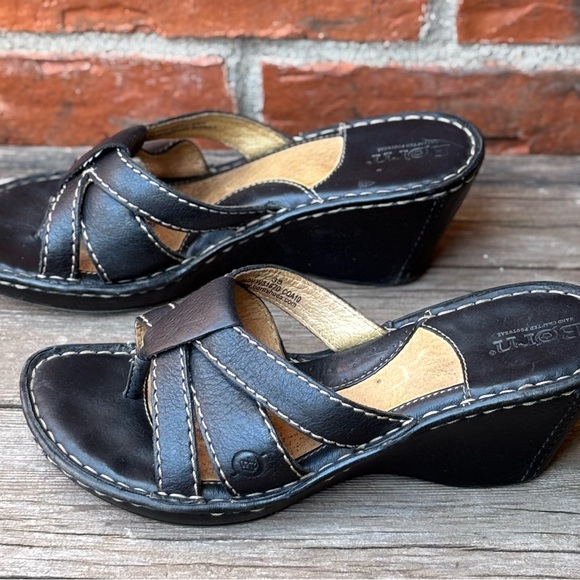 Born | Shoes | Born Black Leather Comfort Wedge Thong Sandals Heels ...